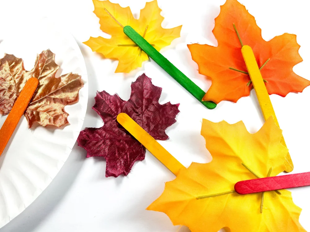 Fun Fall Leaf Puppets for Kids: Must Do DIY — Crafty Kids Blog