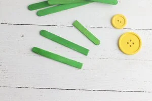 Tractor Popsicle Stick Craft for Preschoolers — Crafty Kids Blog