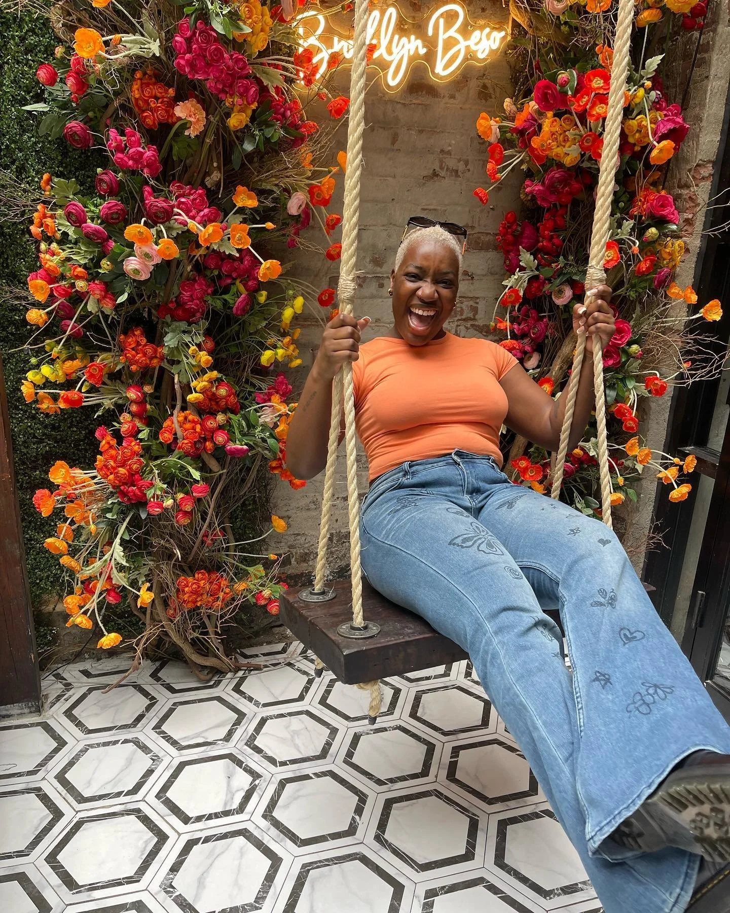 Shari Dyonne — KG Agency Inc