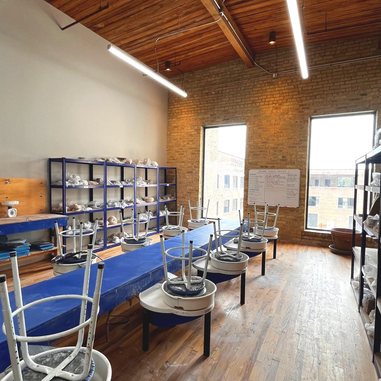 Chicago Ceramic Center - Wheel Throwing Classes and Membership