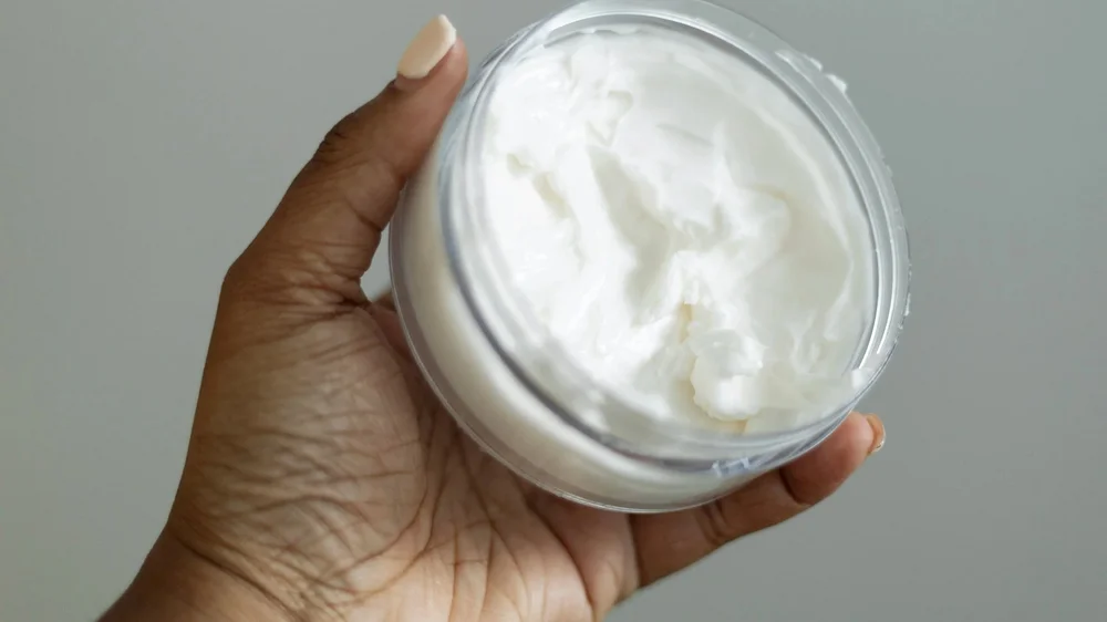Bumps, Redness, and Irritation After Waxing: What’s Normal? — The ...