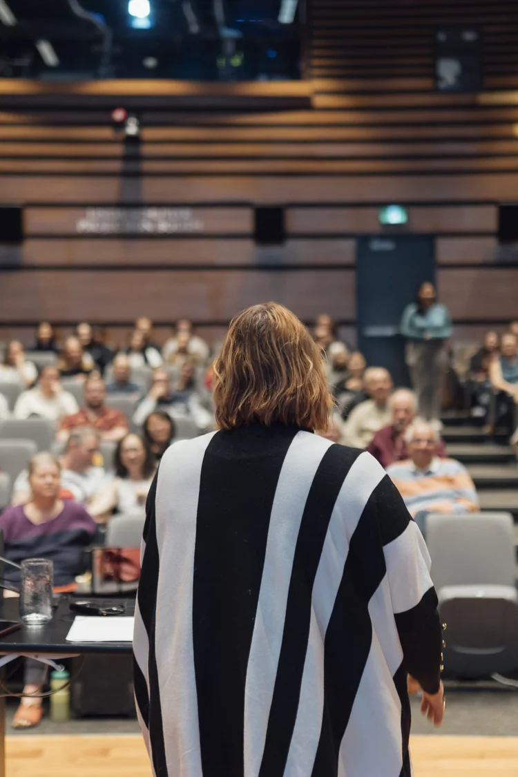 Science Communication Training | RCIScience Courses — Royal Canadian ...