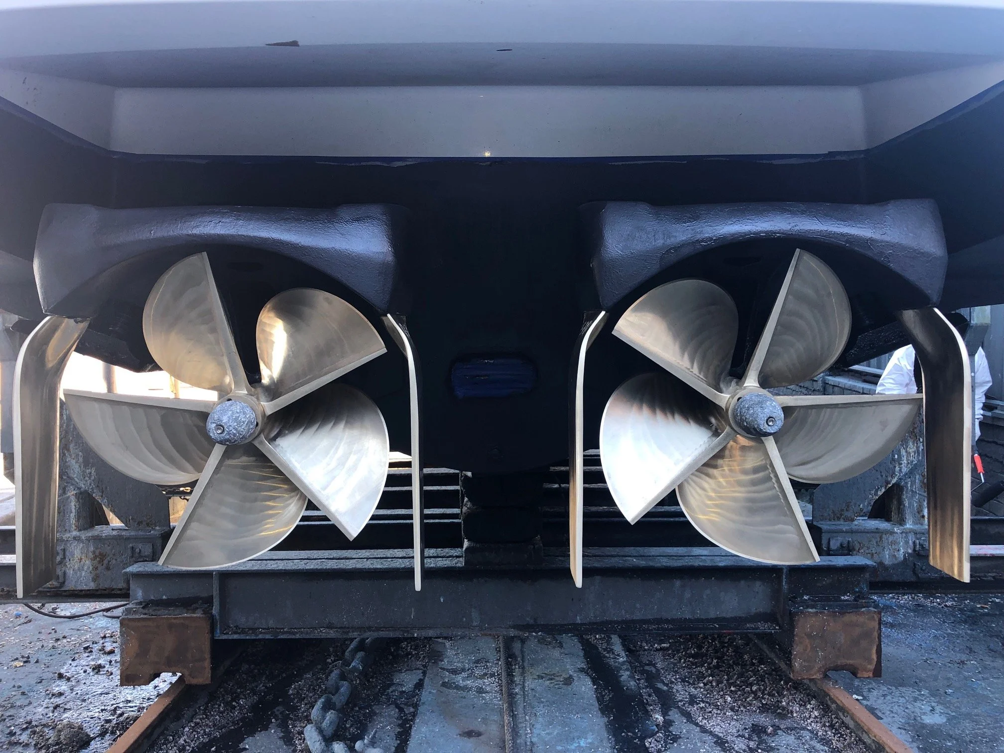 Model Range & Specifications — Q-SPD Surface Drives