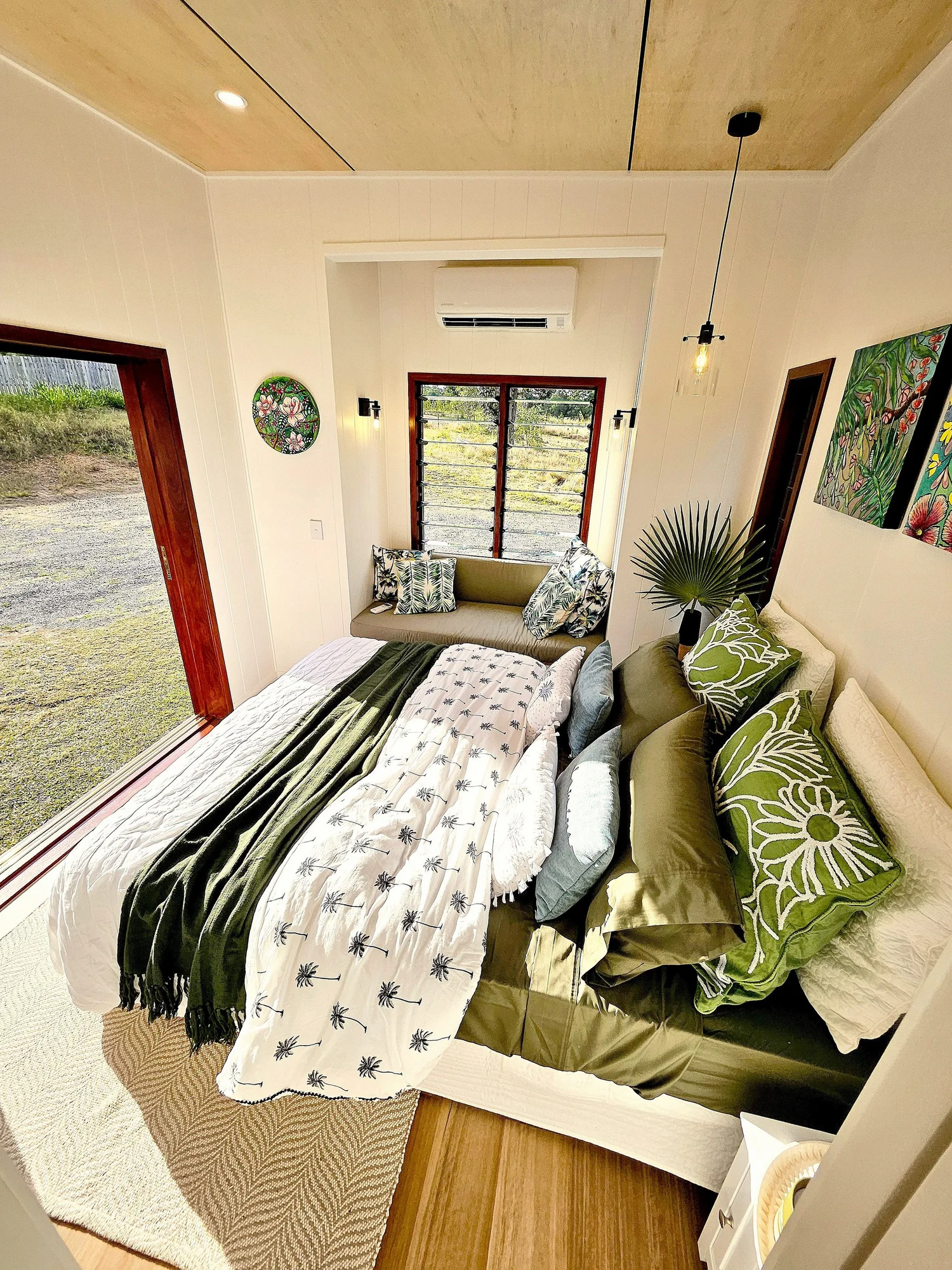 Tiny Noosa - Bespoke Tiny Home Builders specialising in Bespoke Wooden ...