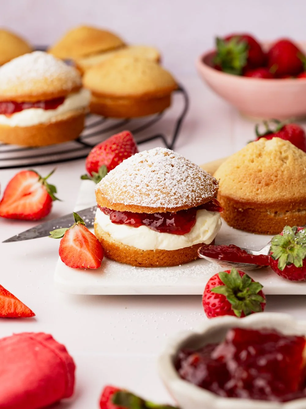 Mini Victoria Sponge Cakes — A Cup of Tea and Cake