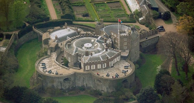 Walmer Castle and Gardens Guide — Visit Kent Guide