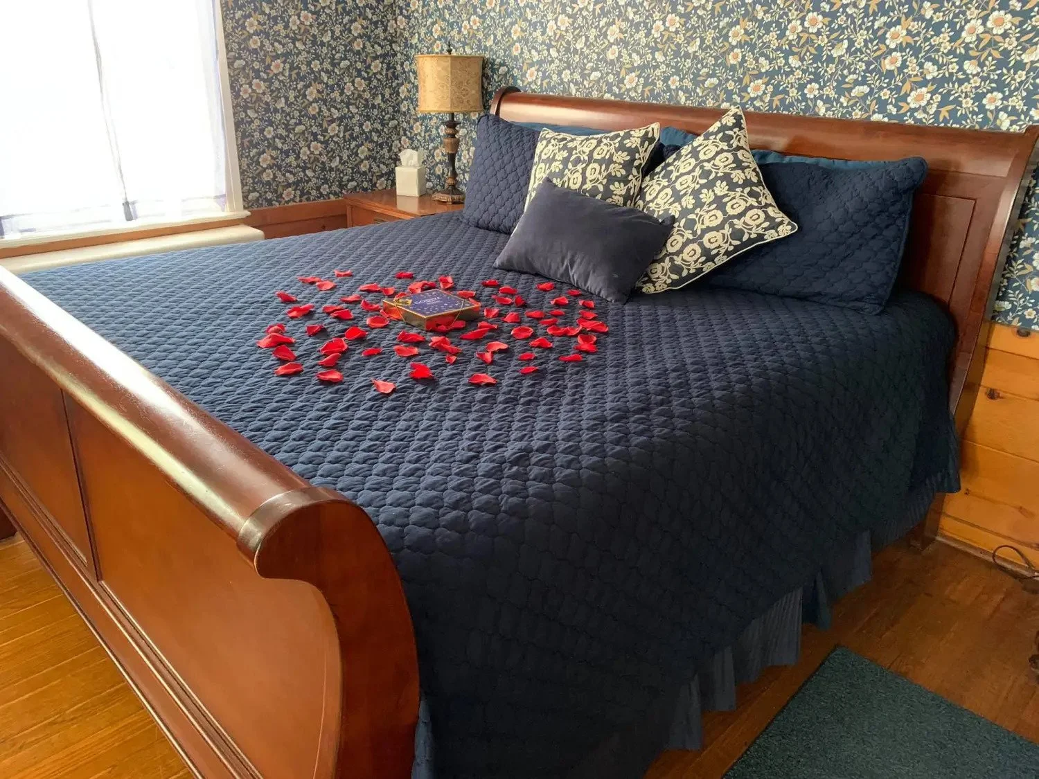 Our Rooms — Thunder Bay Inn