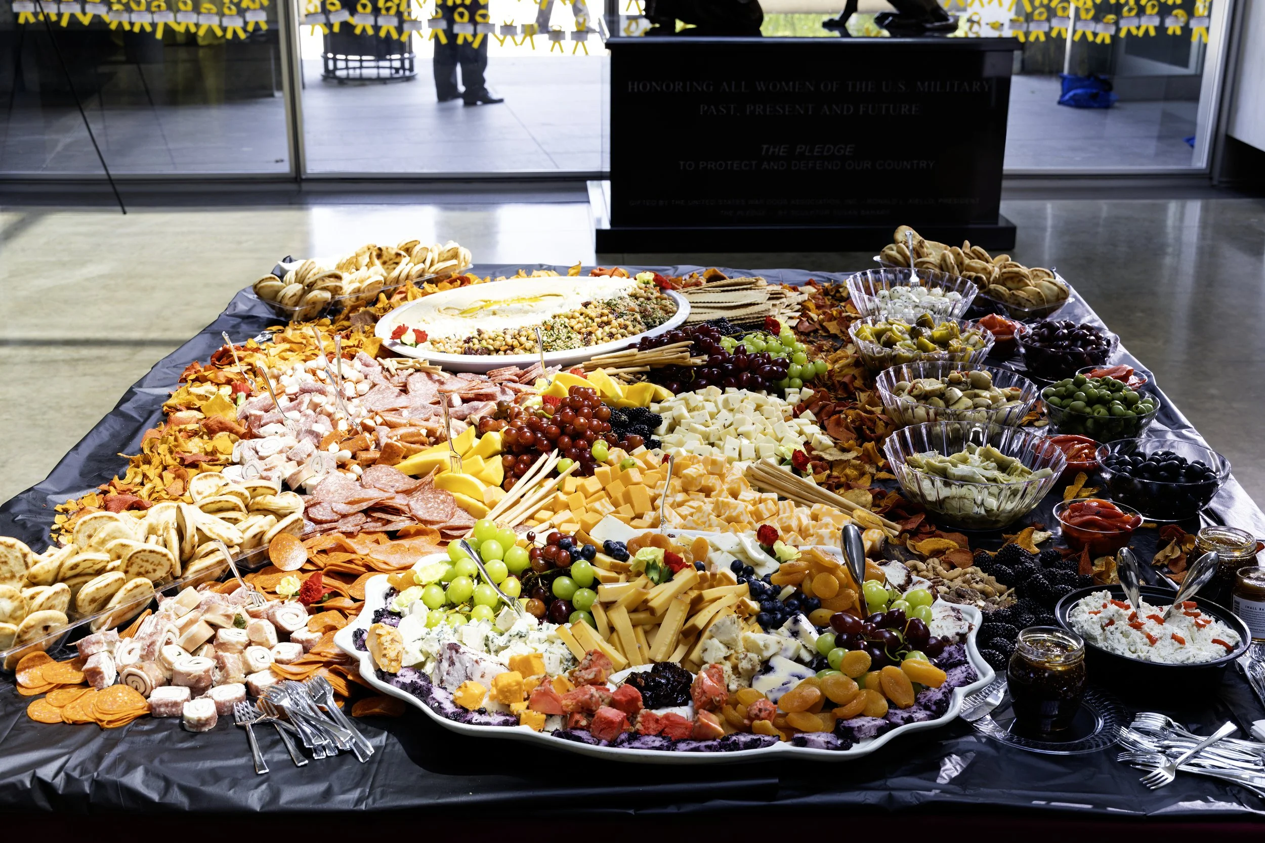 ELEGANCE TO SIMPLICITY CATERING