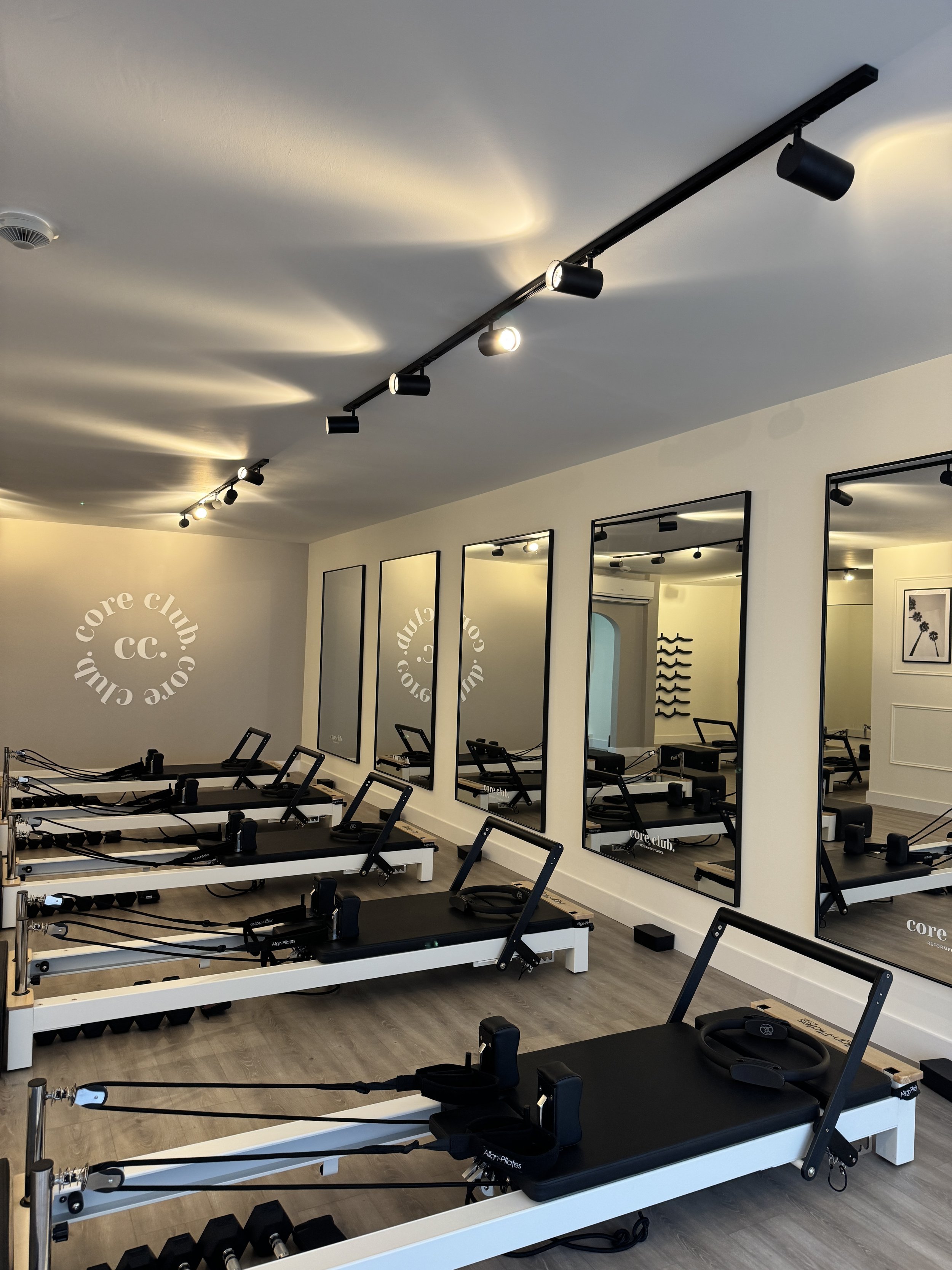 BRENTWOOD — Core Club Reformer Pilates