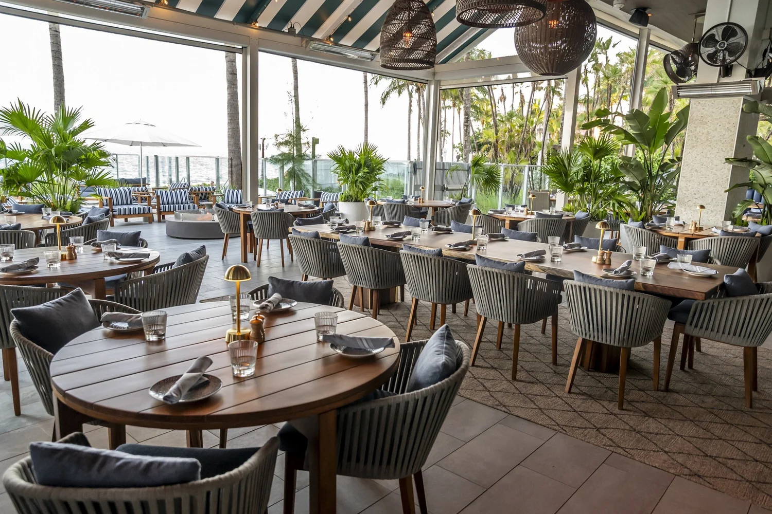 Del Mar Restaurant Brings Mediterranean Beachfront Dining to the Fort ...