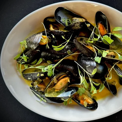 From Hole-in-the-Walls to House-Made Pasta: The Best Restaurants in ...