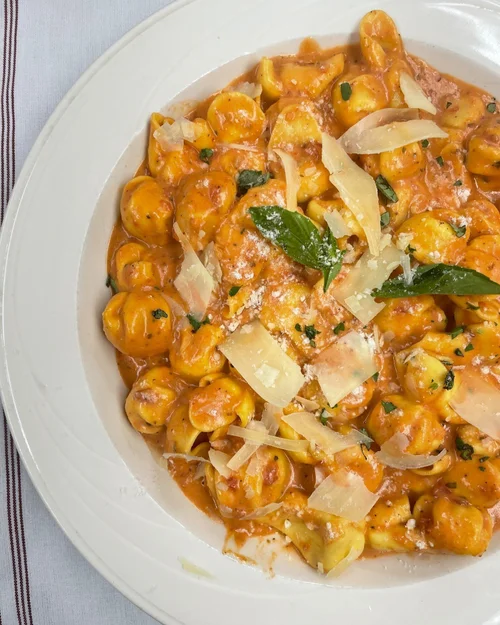 Waterbury Dining Guide: The Top Restaurants to Try Tonight