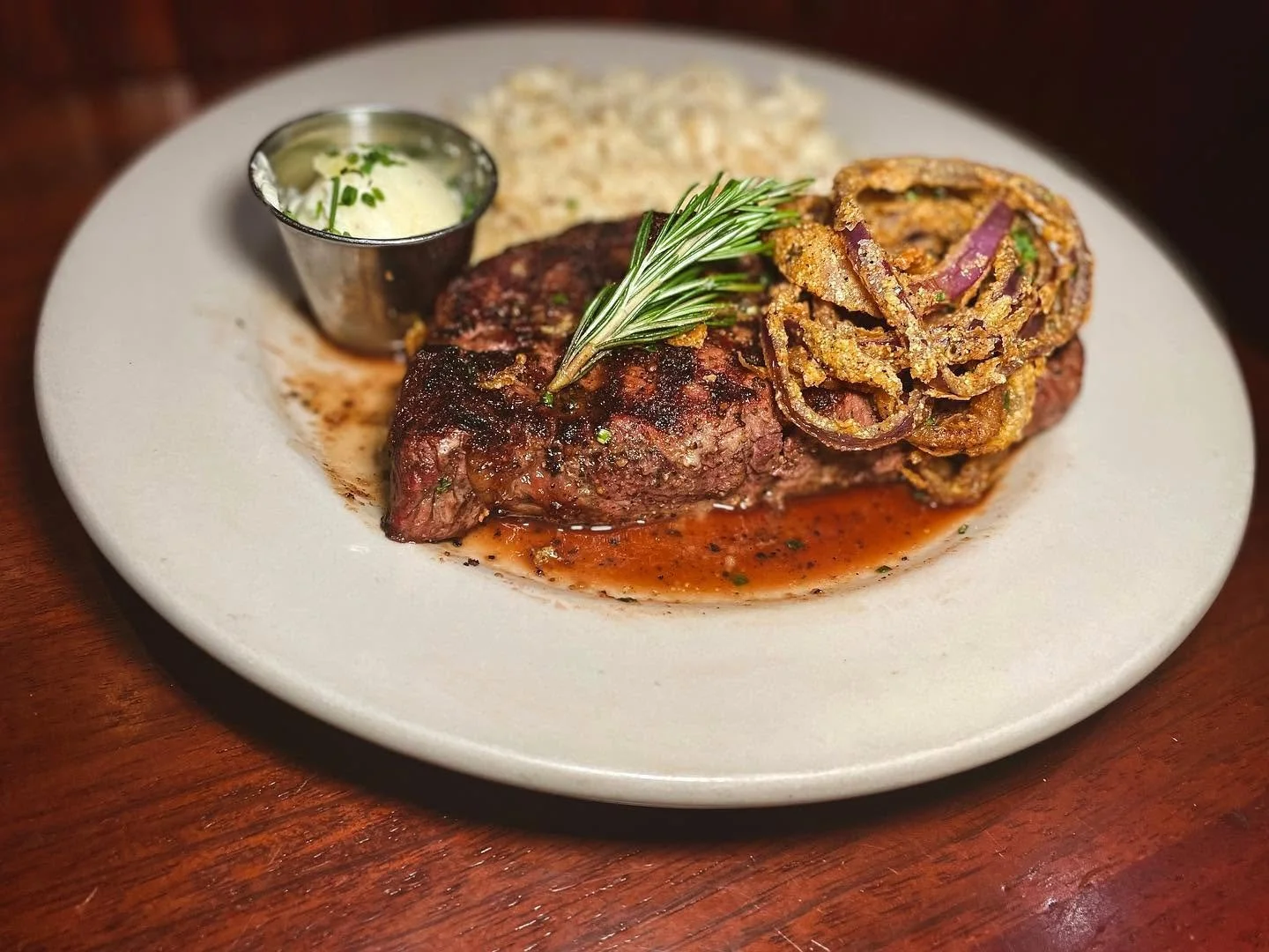 Where to Eat in Bloomington: 12 Locally‑Loved Restaurants You Can’t Miss
