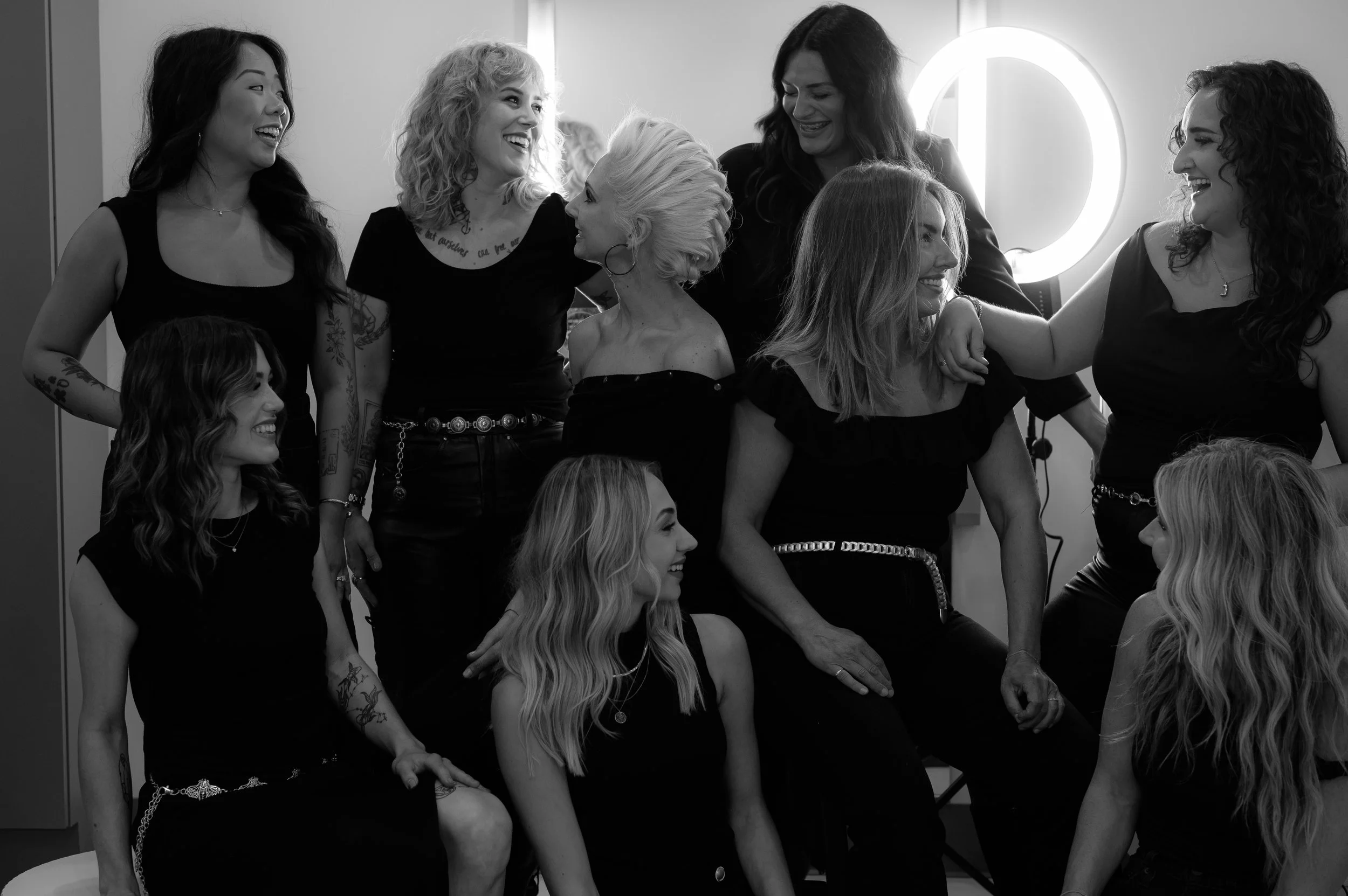 Links | Discover & Book Now — Vanis Salon & Spa