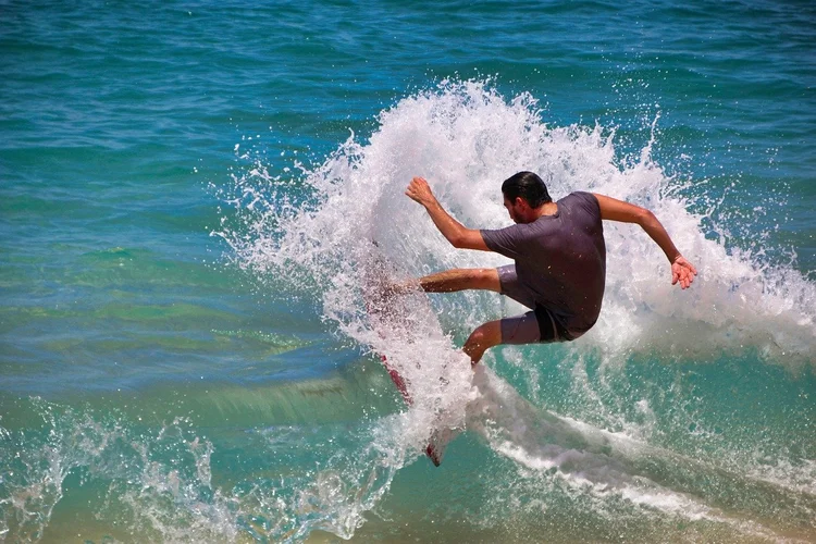 Cancun Surf Guide — LatAm Surfing