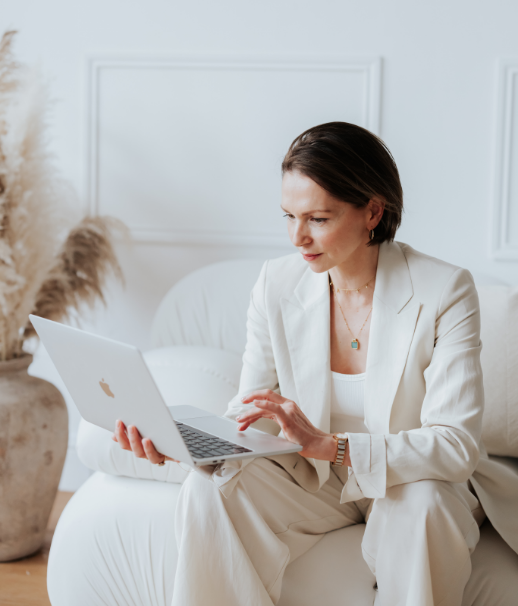 About — Abigail James