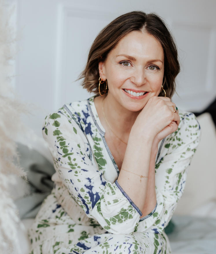 About — Abigail James