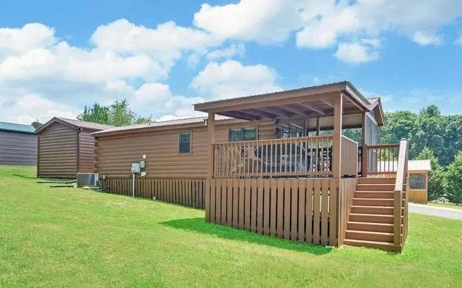 Cabin Rentals — Copperhead Lodge