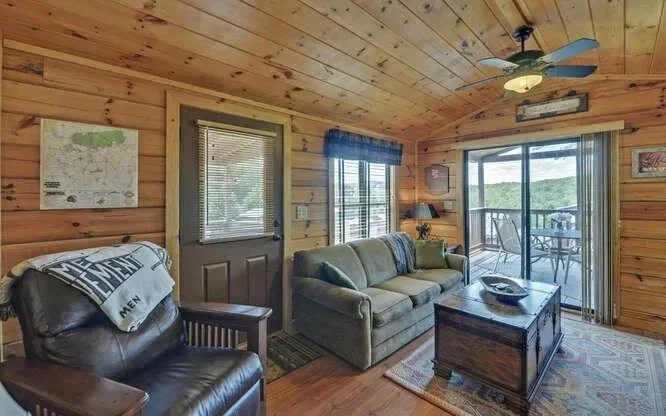 Cabin Rentals — Copperhead Lodge