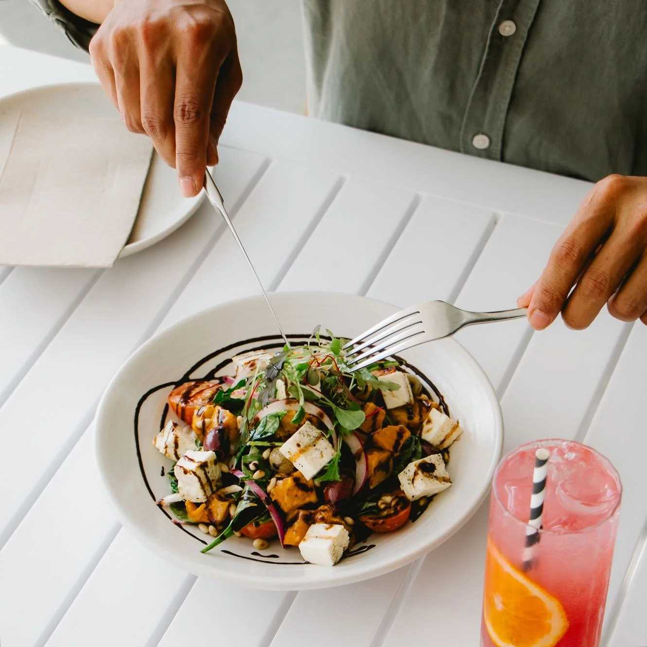 The Buoys — Flames and Flavour