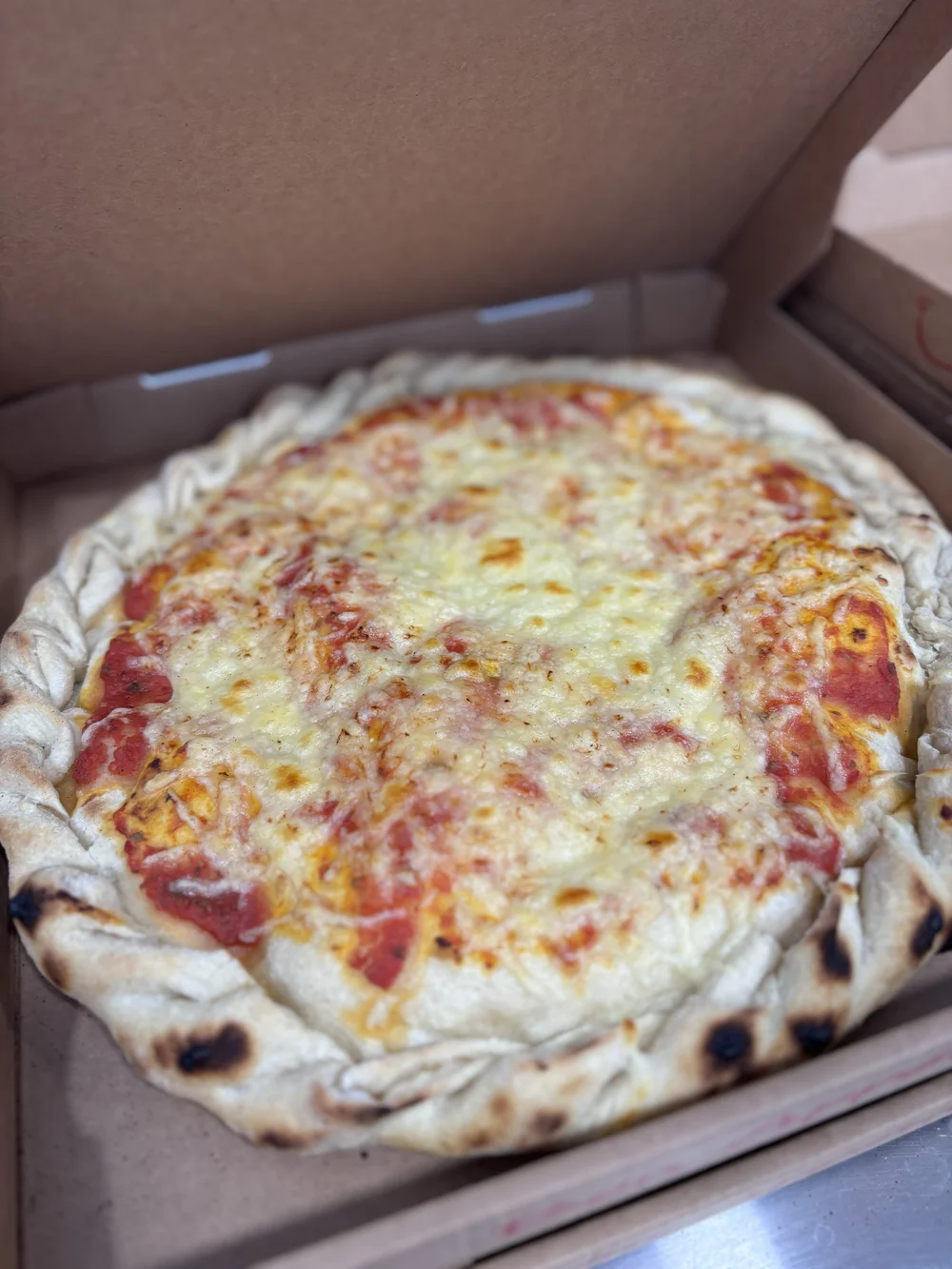 La Tour de Pizz" Authentique pizza | Enjoy Fresh Pizza - Order Today