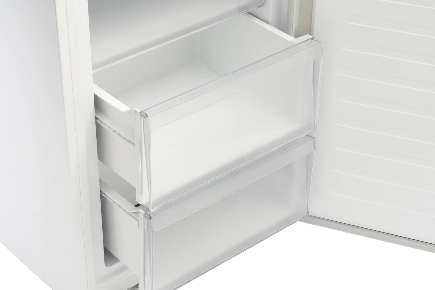 59.5cm Fridge Freezer — Sensis