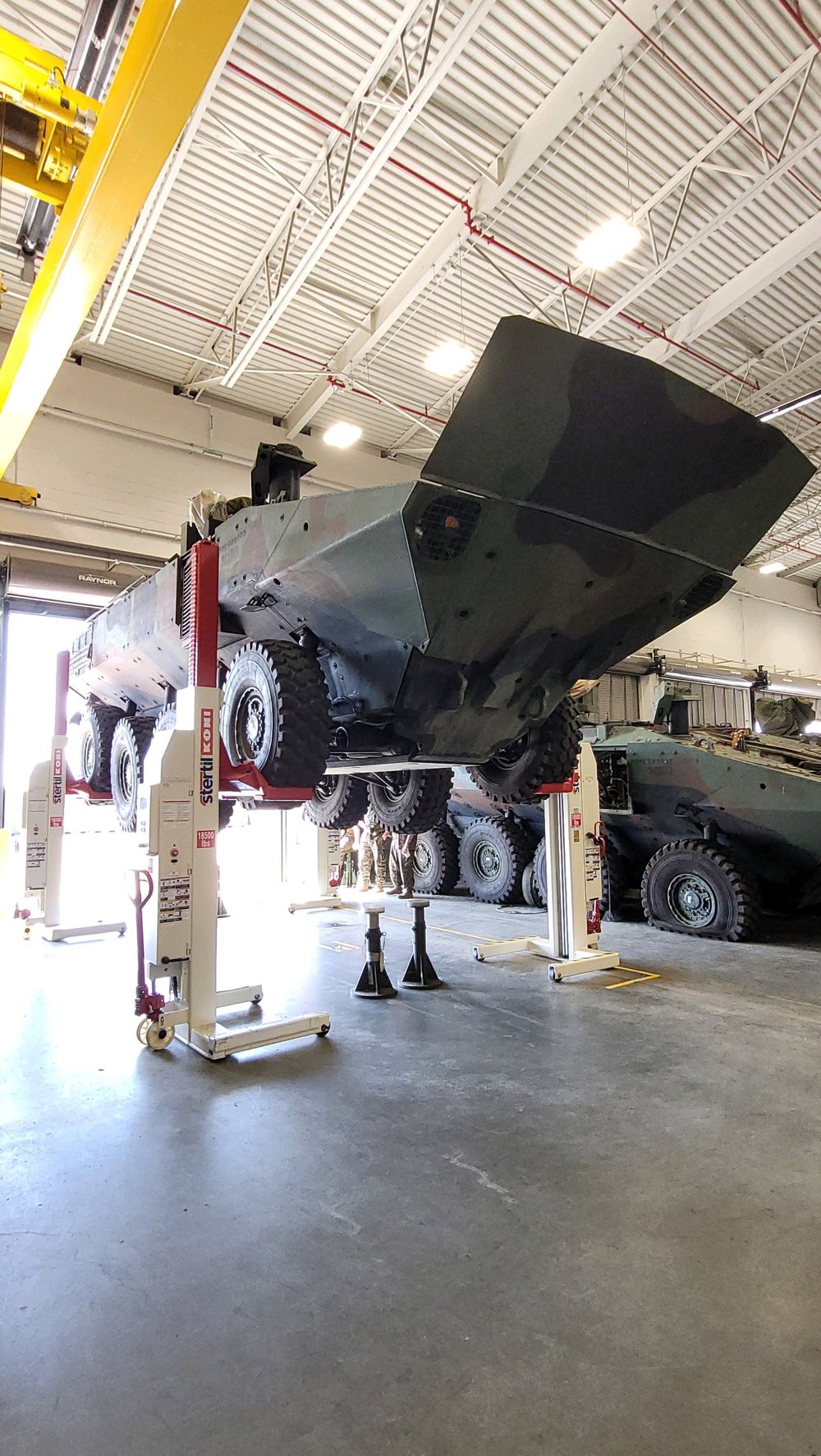The Leader in Heavy Duty Vehicle Lifts — Southwest Lift & Equipment