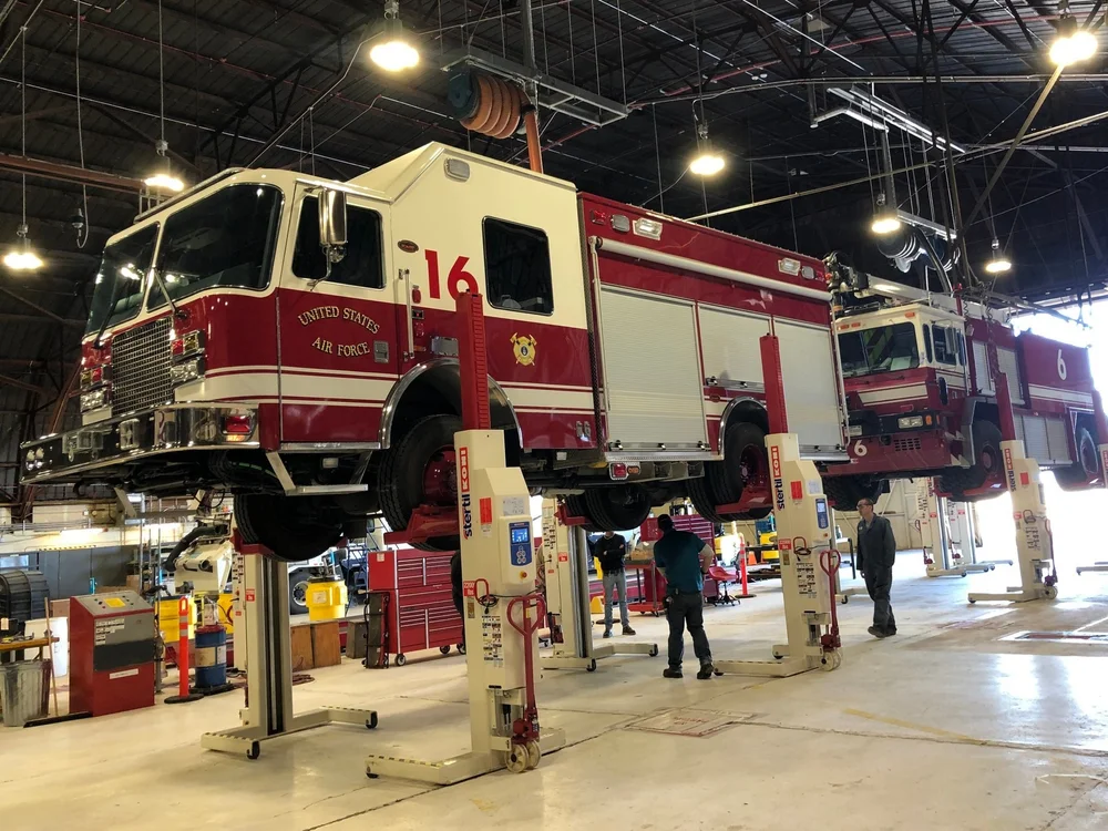 The Leader in Heavy Duty Vehicle Lifts — Southwest Lift & Equipment