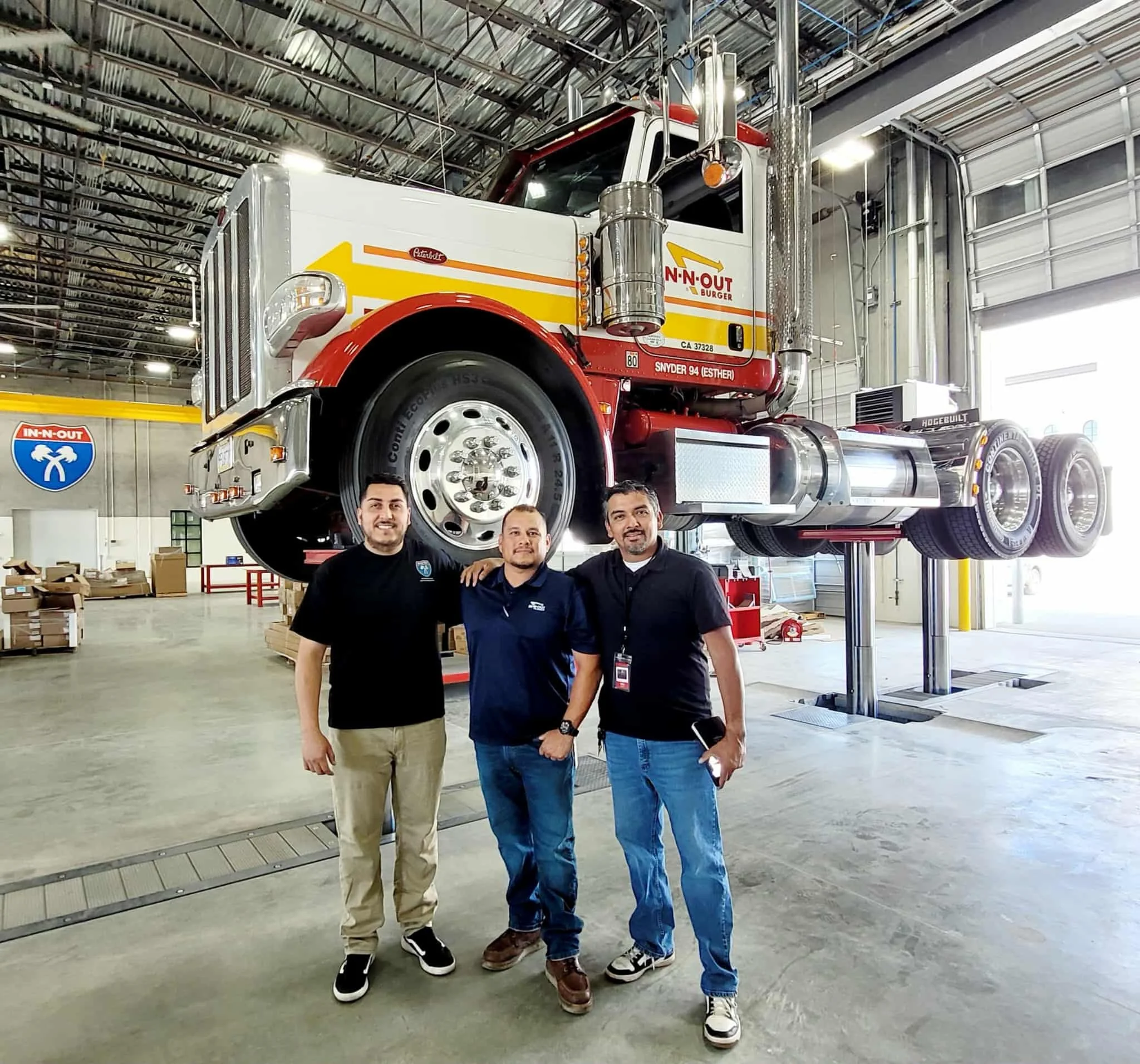 The Leader in Heavy Duty Vehicle Lifts — Southwest Lift & Equipment