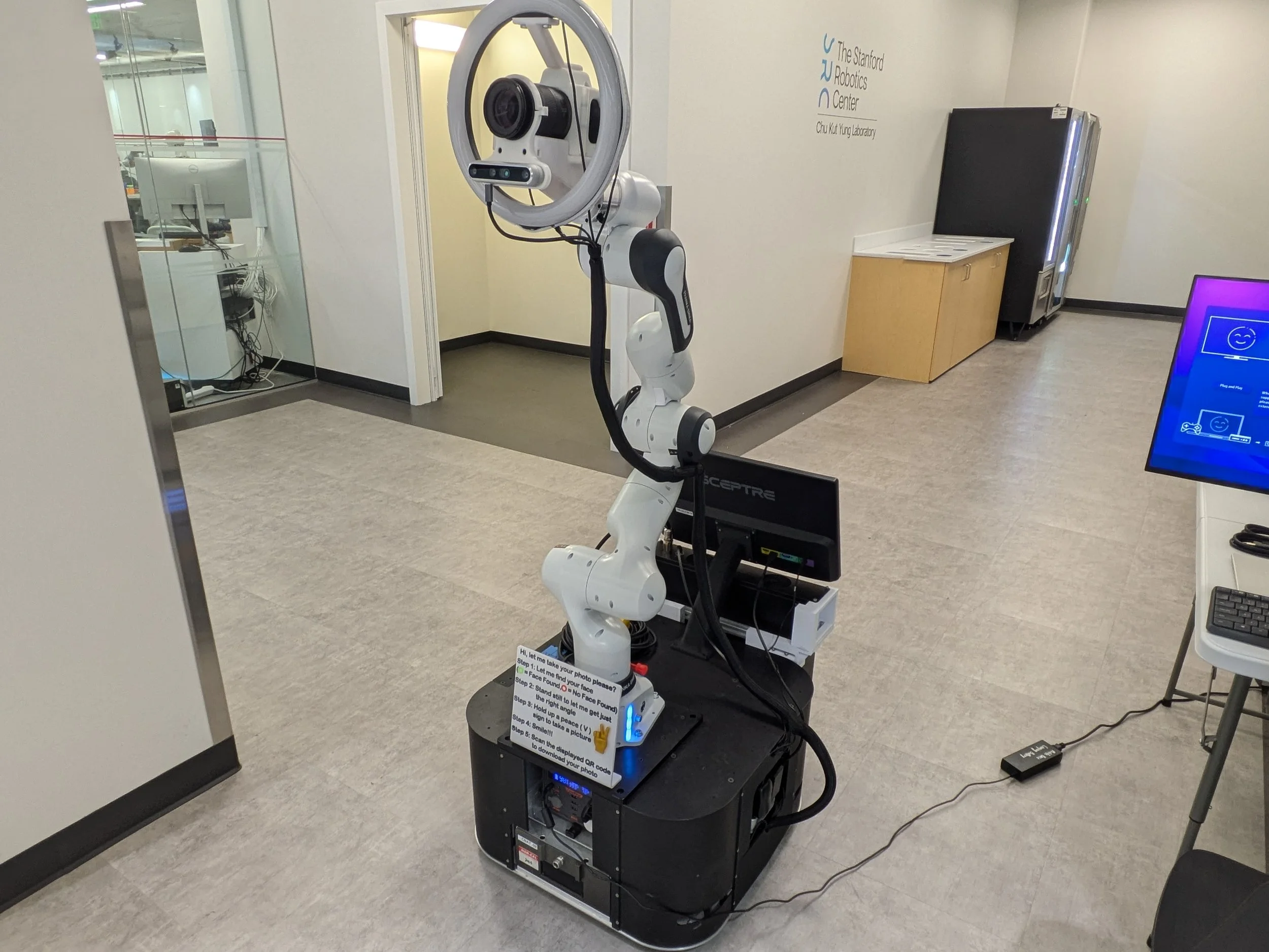 Photo Bot — Stanford Robotics Center