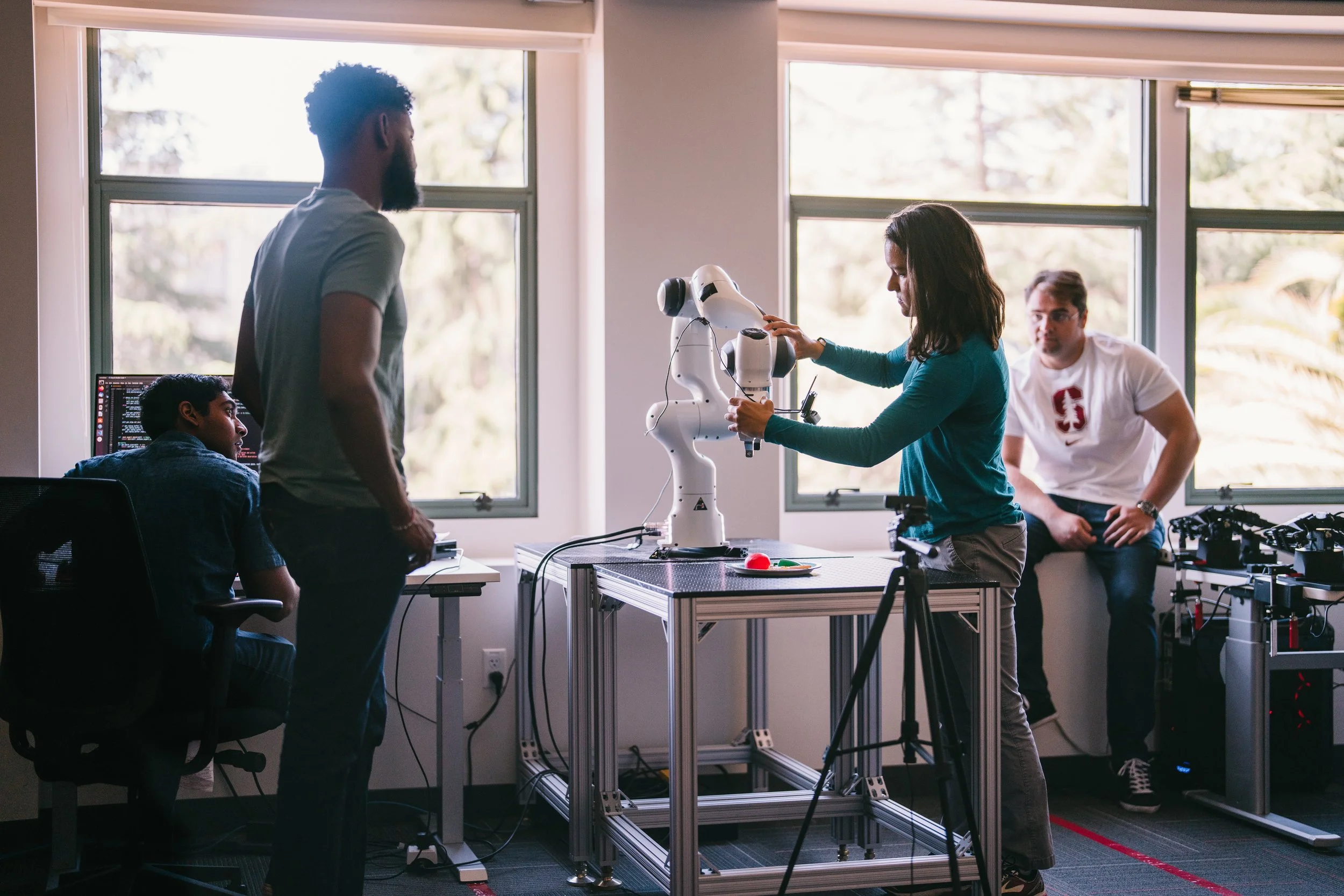Intelligence through Robotic Interaction at Scale Lab (IRIS) — Stanford ...