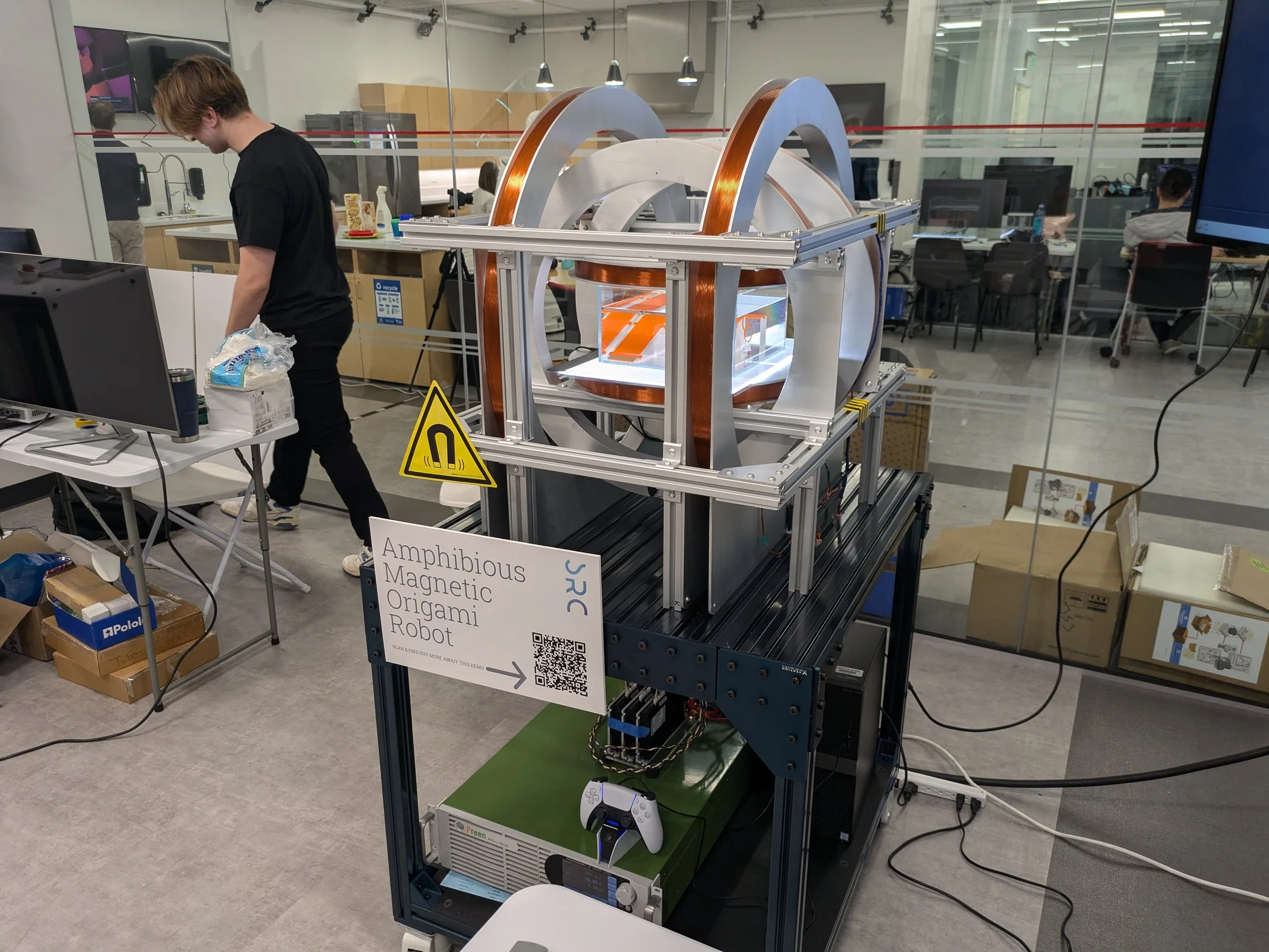 Amphibious Magnetic Origami Robot — Stanford Robotics Center