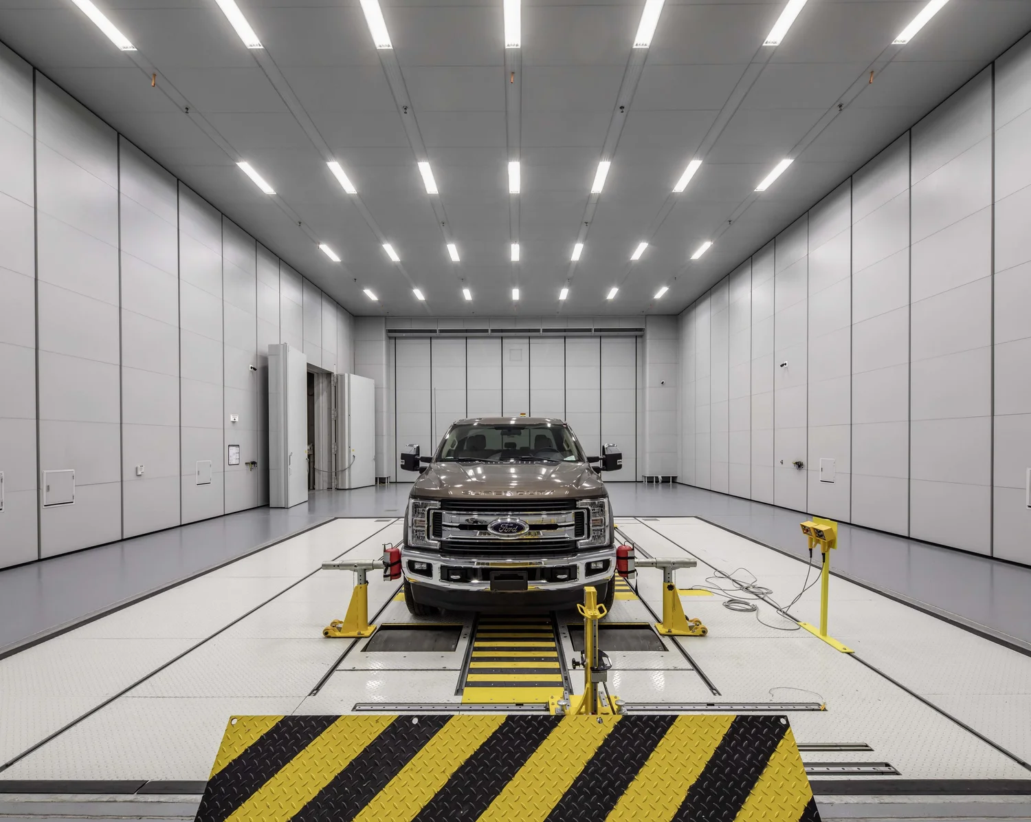 Ford Motor Company Driving Dynamics Lab — AlbertKahn