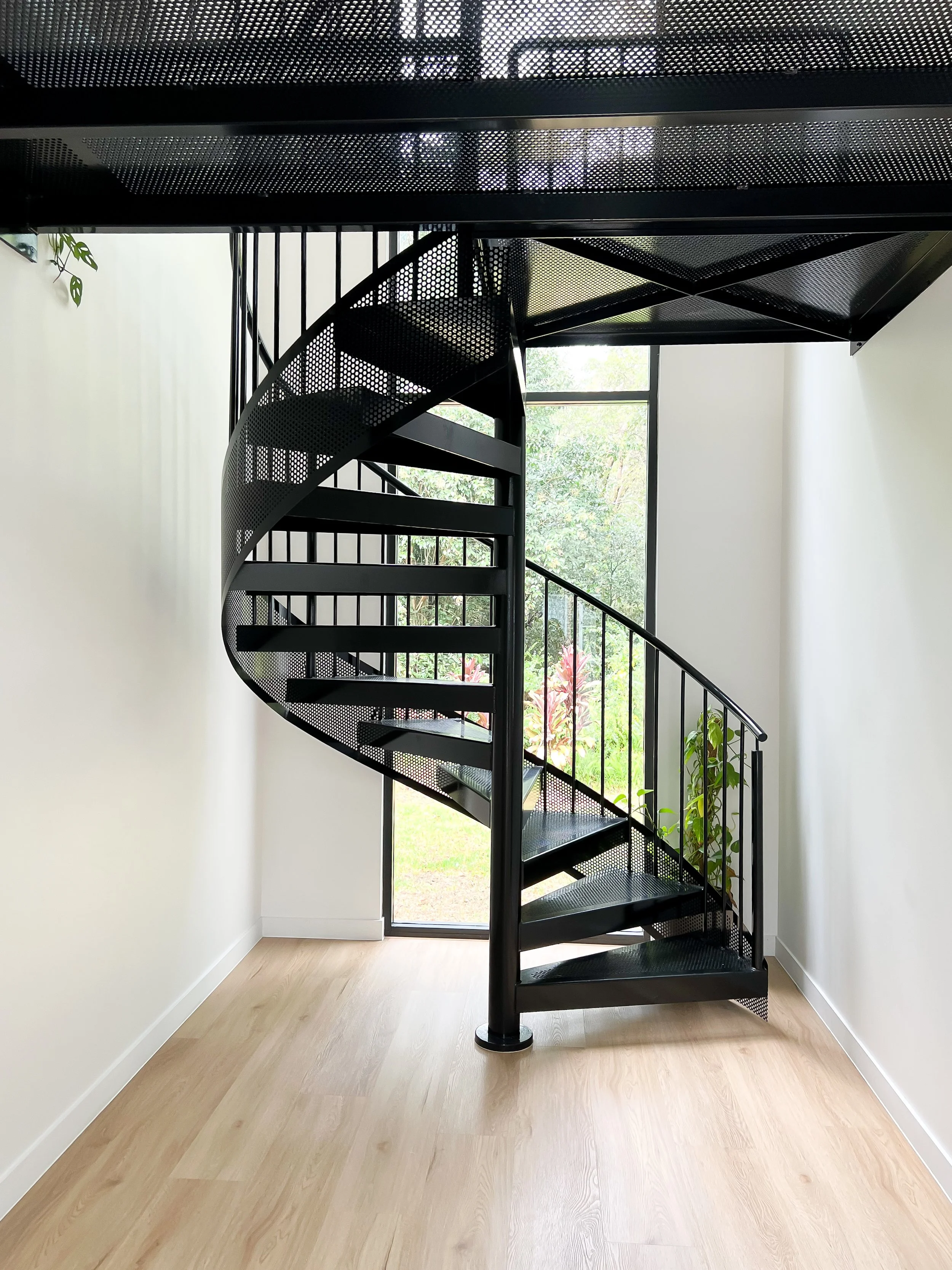 Services — The Two Homers