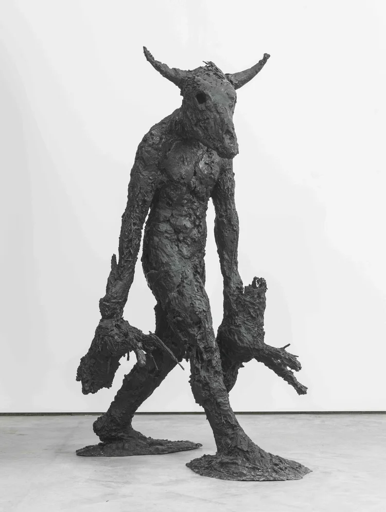 Nicola Hicks | Acclaimed British Sculptor Exhibited Worldwide
