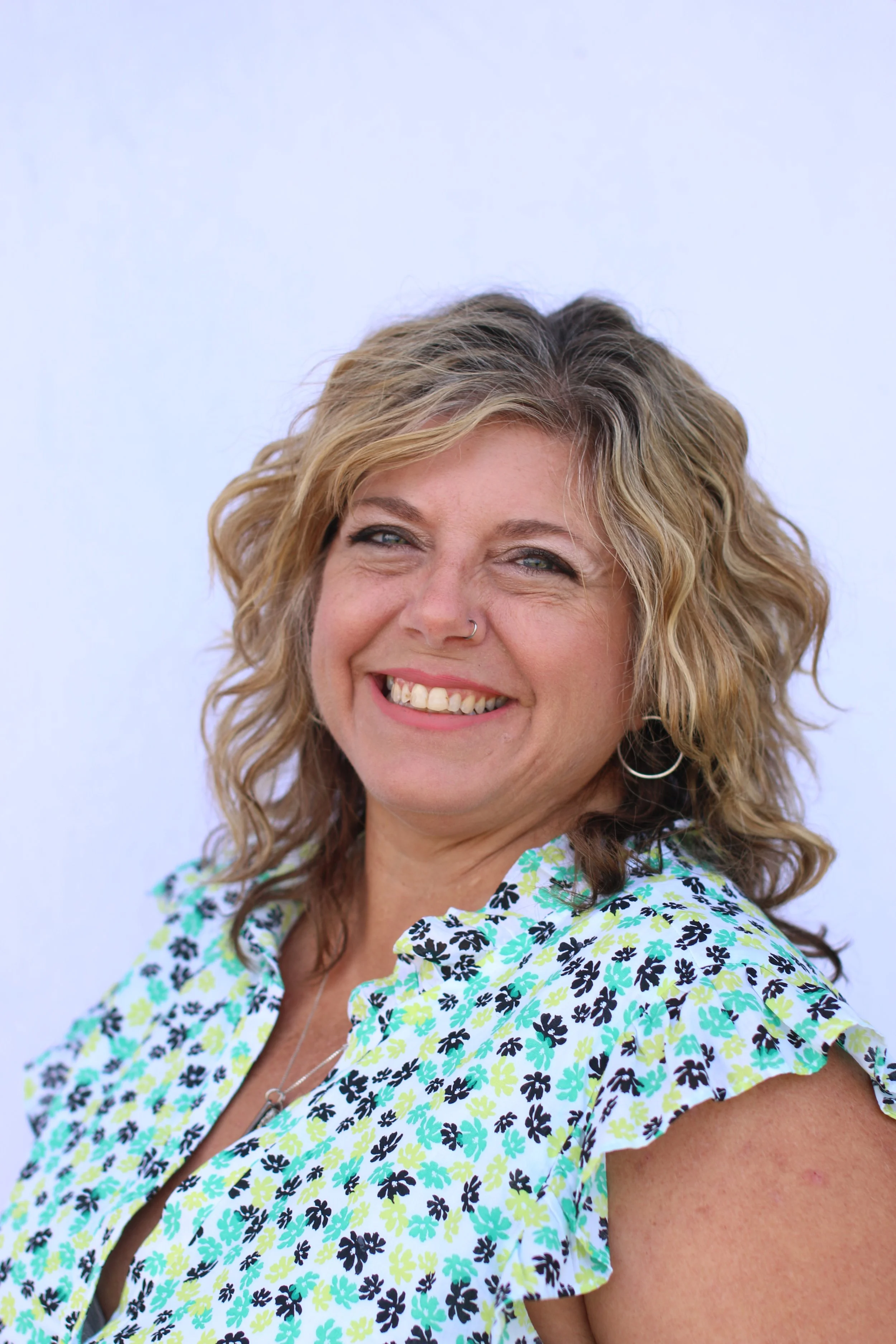 Therapists — Thrive Psychology