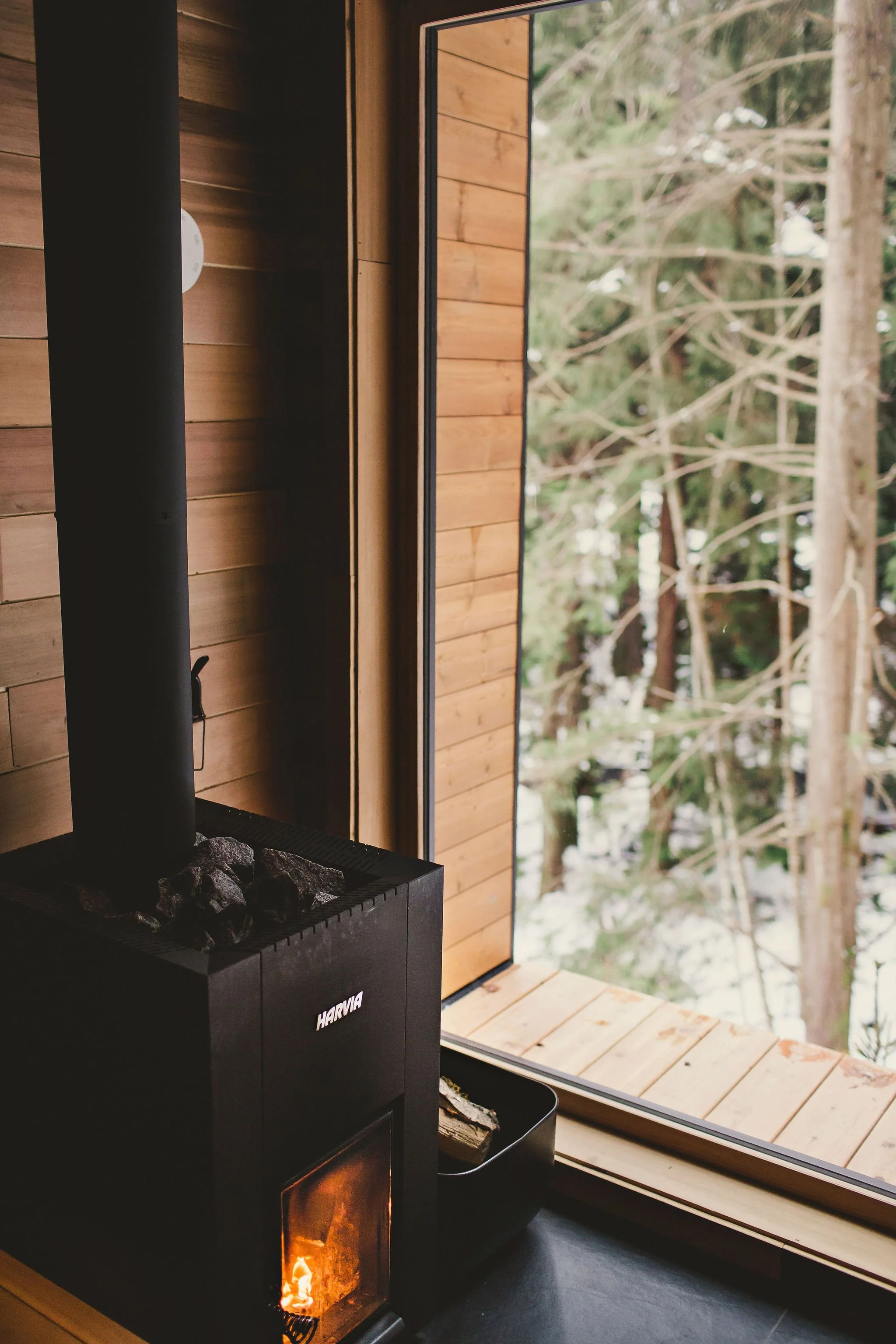 What is Contrast Therapy? How Does Cold Plunging Help Our Body Adapt to ...