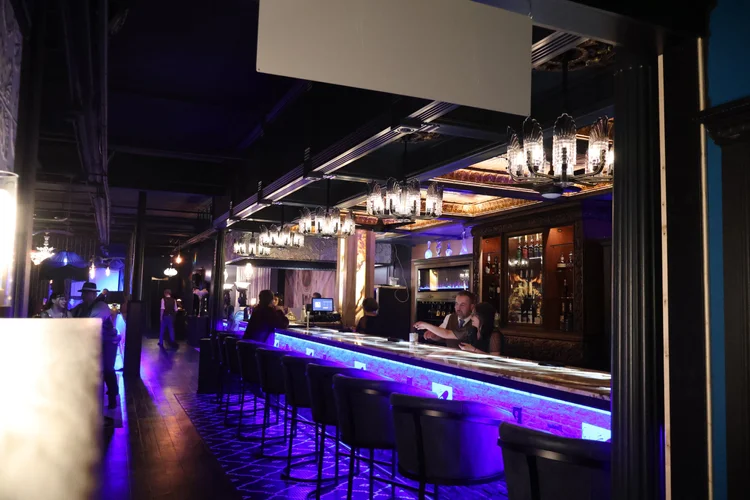 Miami Valley Sports Bar and Whisperz Speakeasy: a family of spirited ...