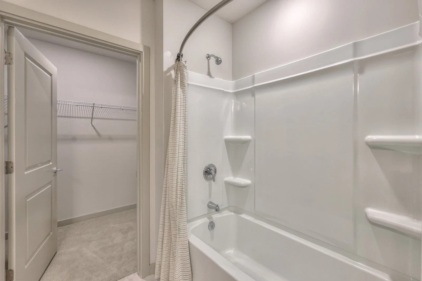 Gallery — Southcrest Reserve | Brentwood, TN Apartments for Rent