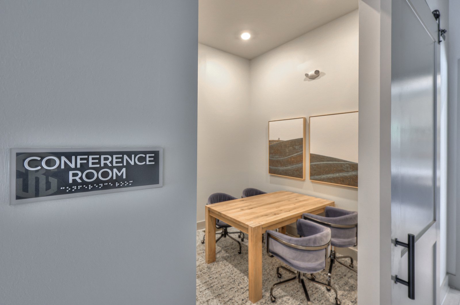 Gallery — Southcrest Reserve | Brentwood, TN Apartments for Rent