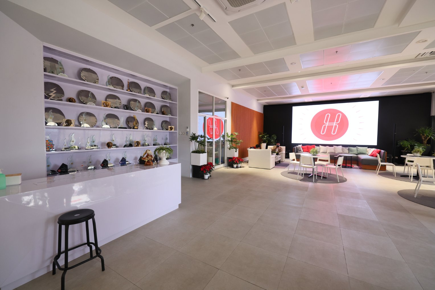 Hit Soundstage: In-House Creative Space for Productions & Events | Hit ...