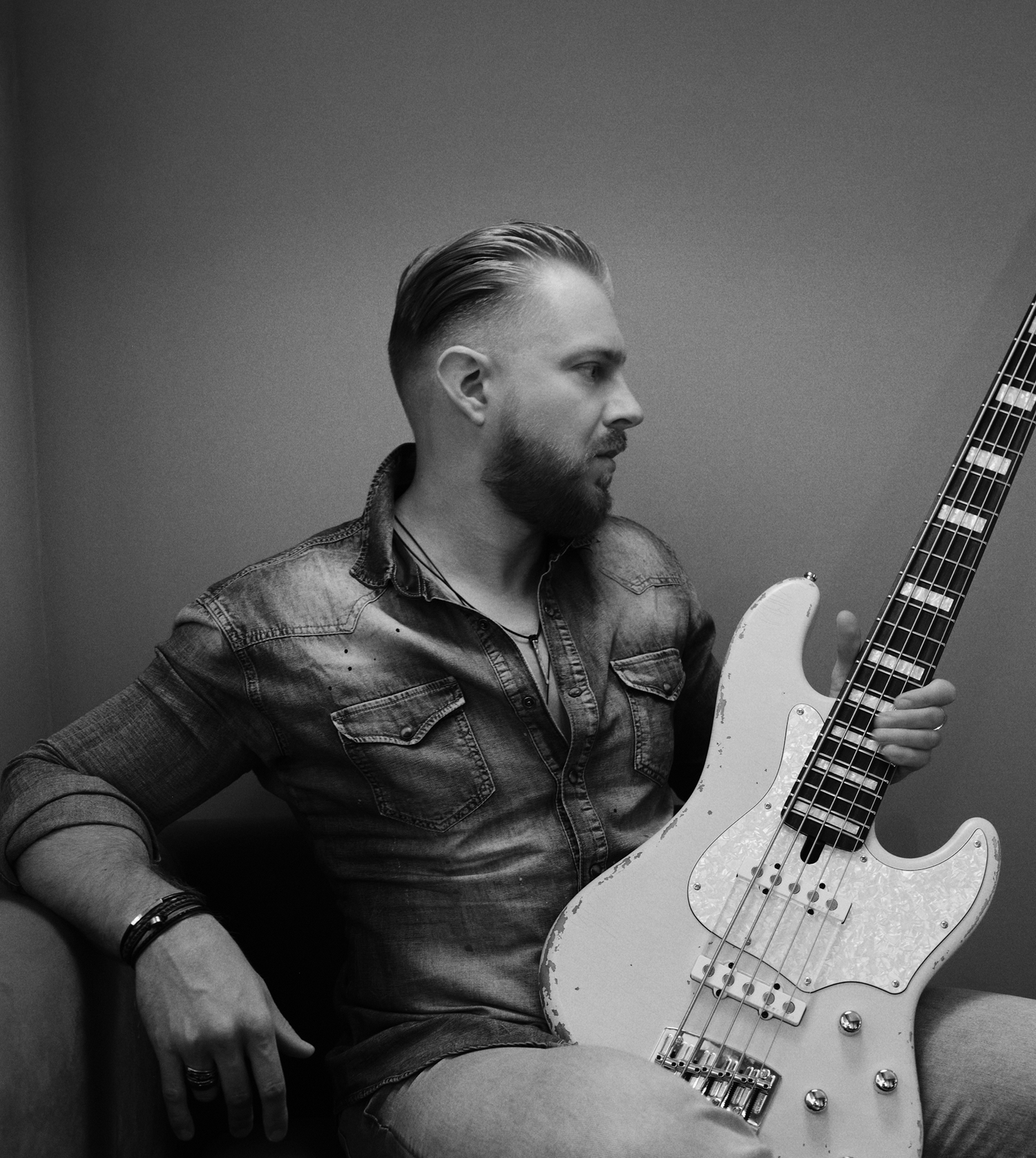 BIO | World-renowned French bassist, artist and composer — HADRIEN FERAUD