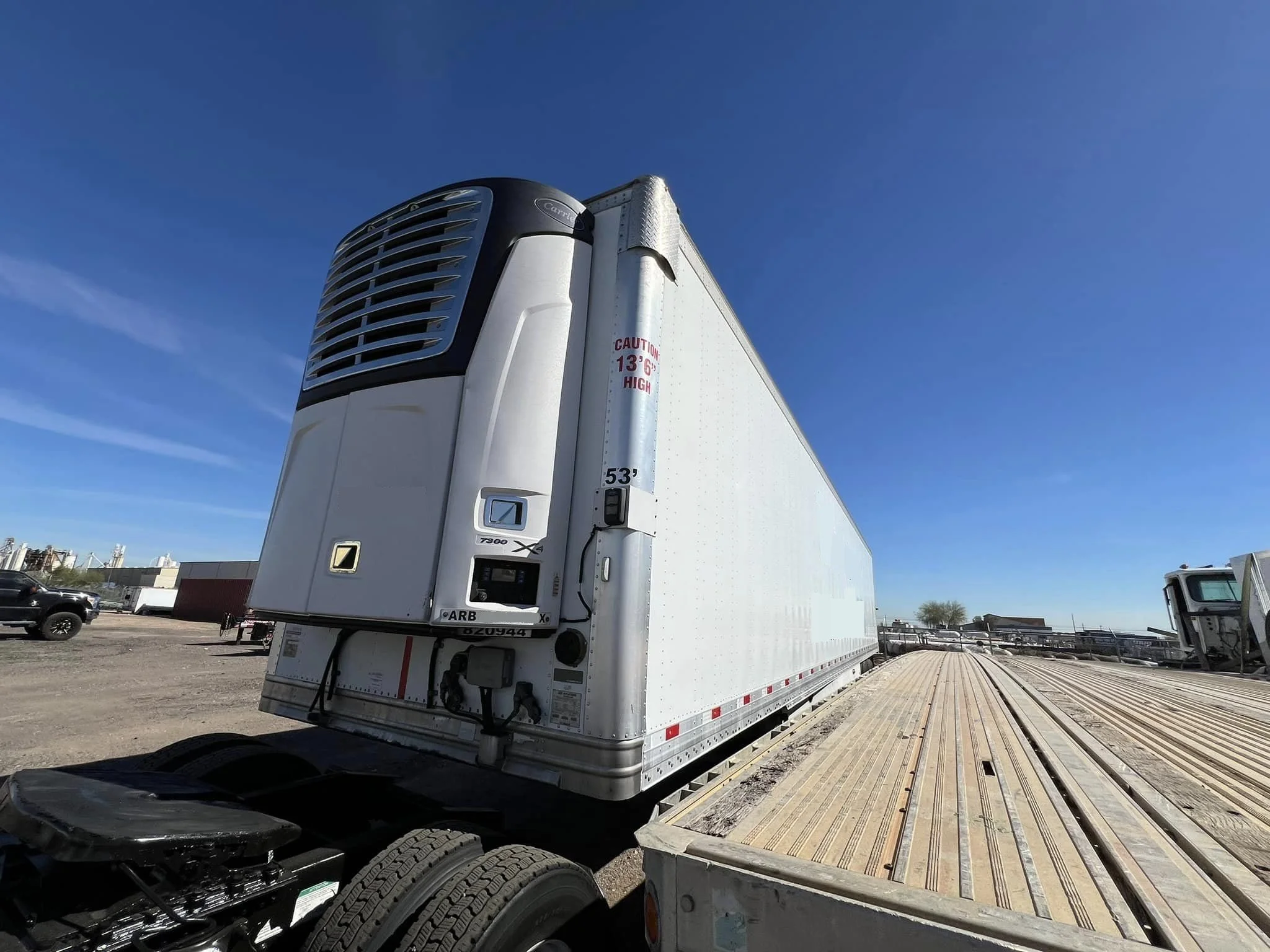 Semi trucks, box trucks, water trucks, Reefers, Trailers, Sleepers ...