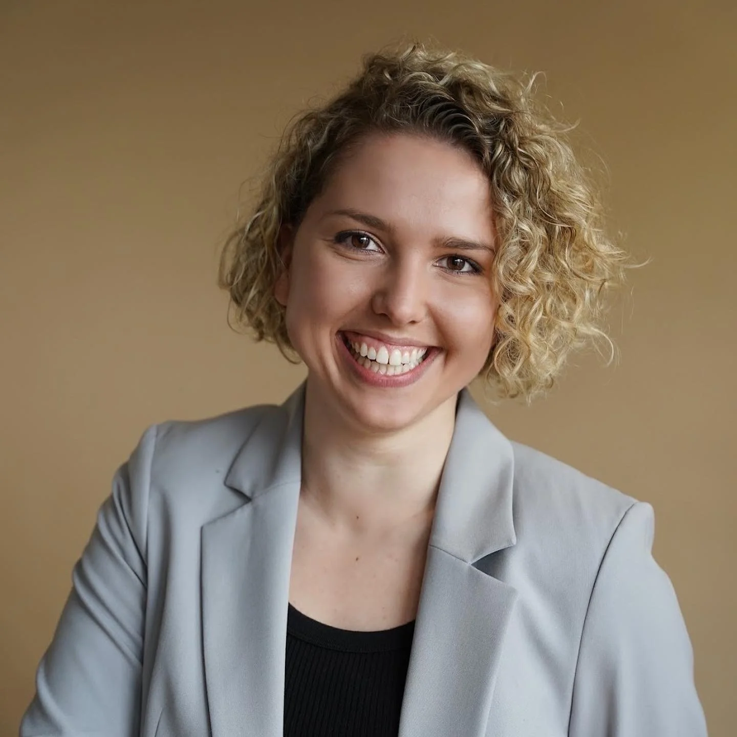 Ali Swoish, LMHC-D | Connect & Thrive Now