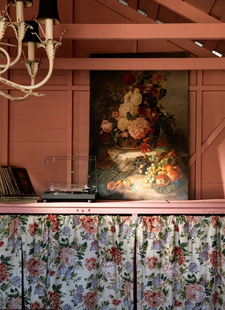 Kate Martindale: Los Angeles based Prop Stylist, host of Capturing Home.