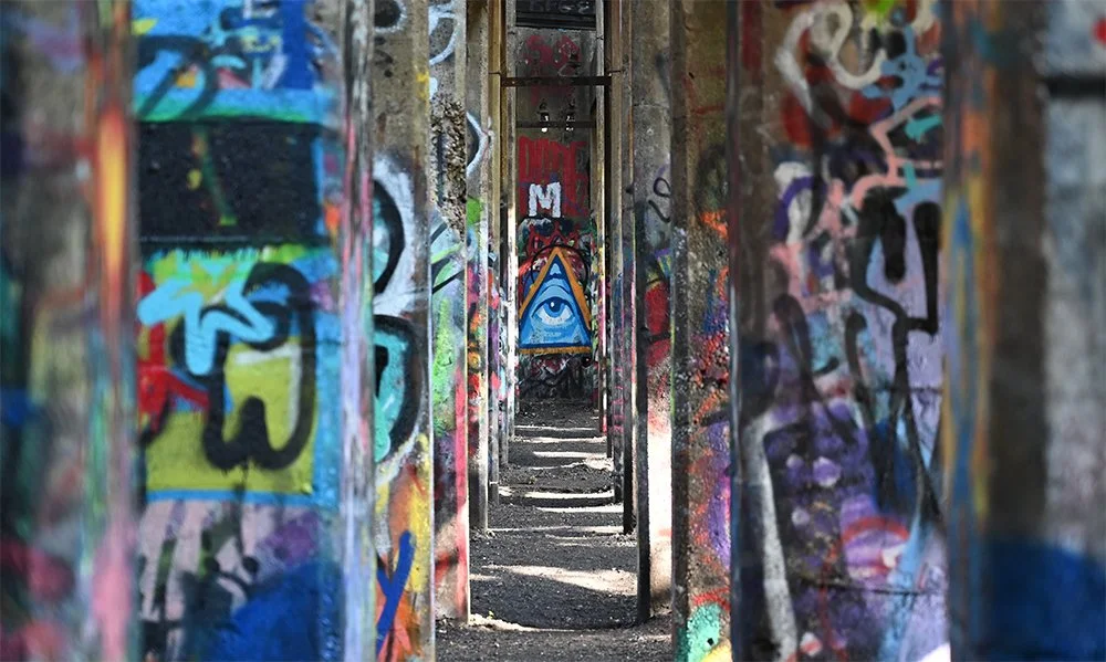 A Free-Flowing Narrative of the Psyche: Interview with Andy Vible ...