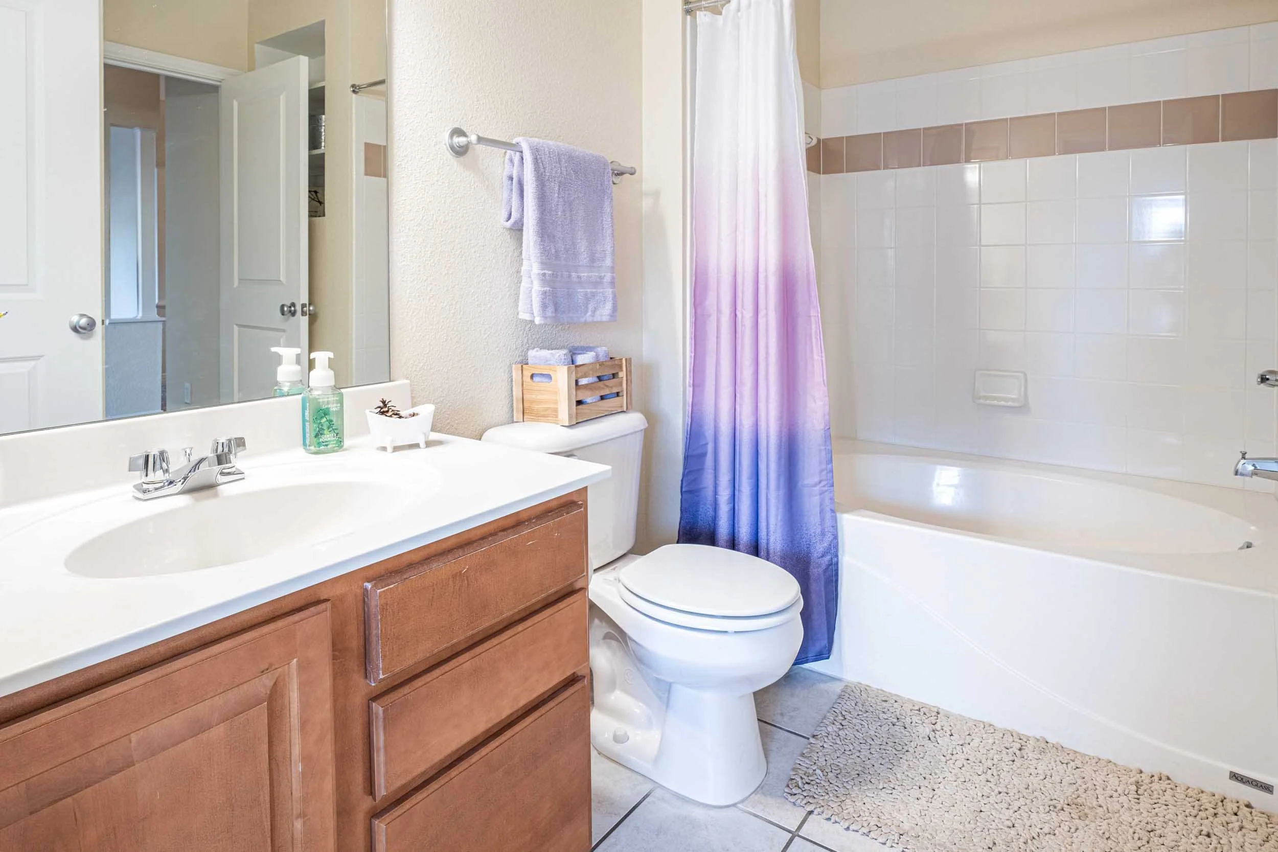 Photo Gallery | Apartments in Greenwood, IN — Devonshire Apartments