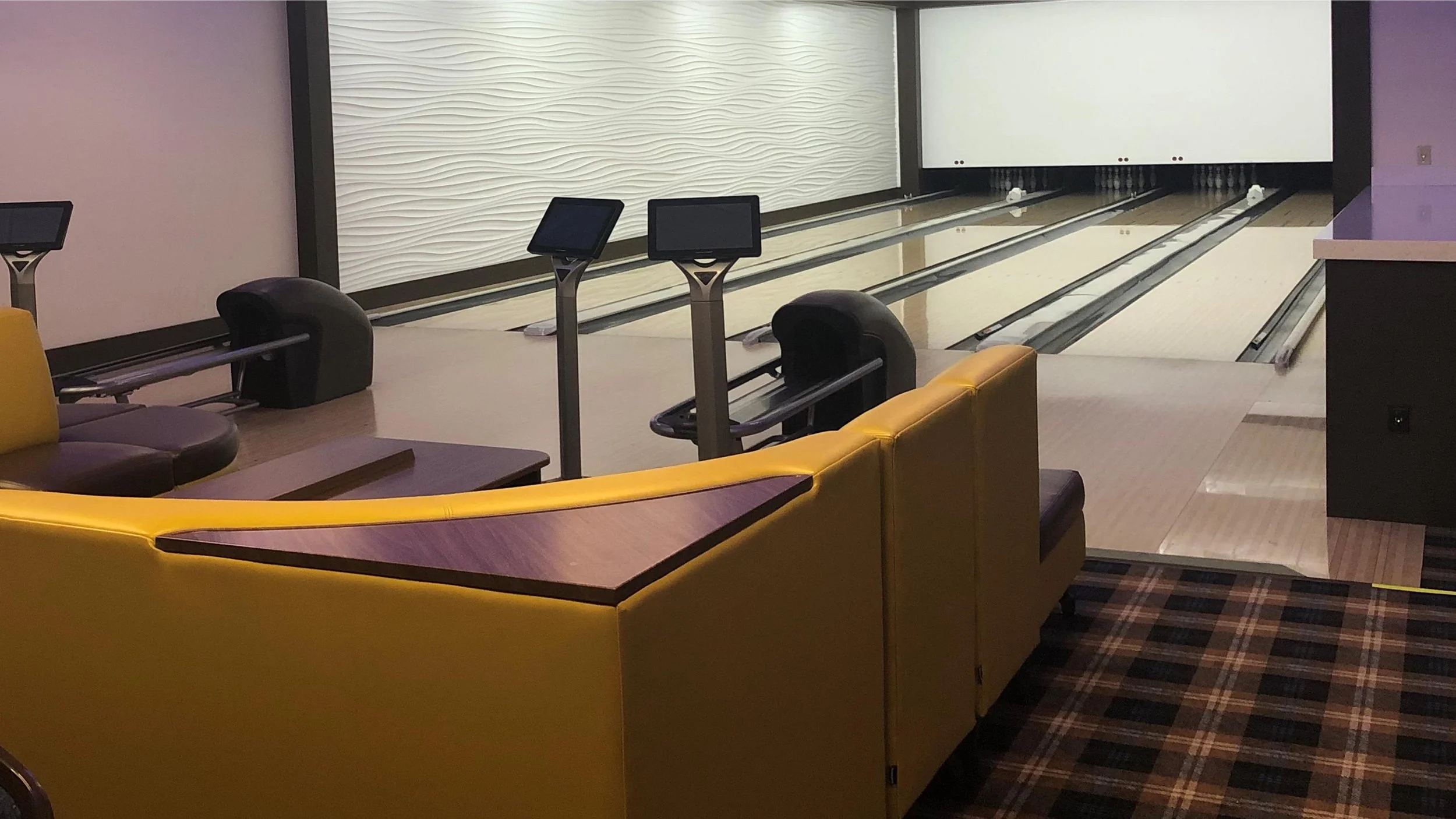 VIP ROOM — VALLEY LANES, MIDLAND
