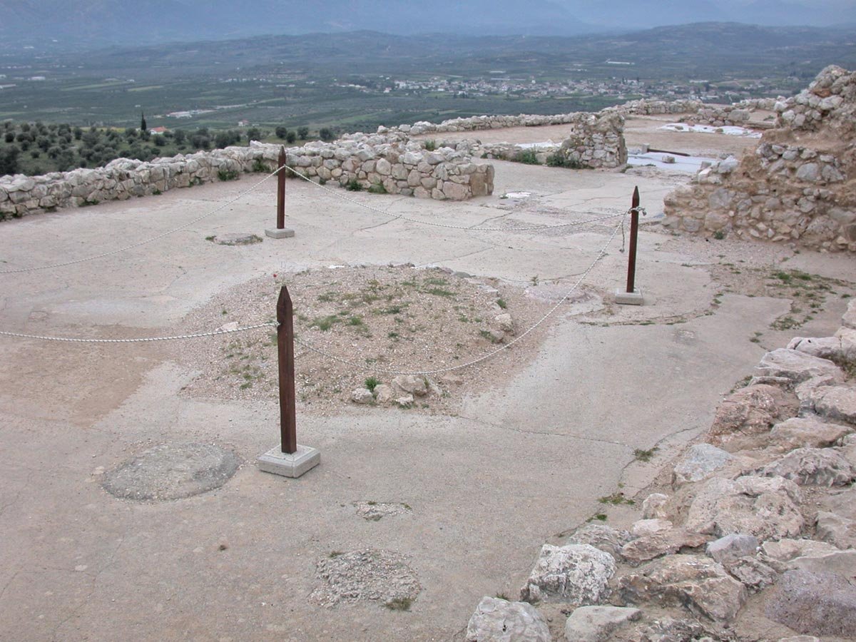 Mycenaean Architecture: Megaron, Citadel and Cyclopean Walls I The Art ...