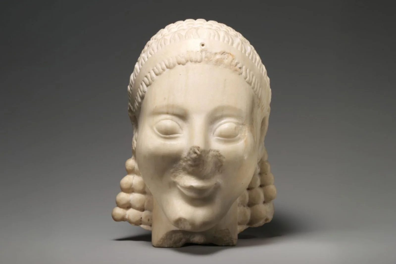 What Is the Archaic Smile? Why Greek Statues Seem to Grin I The Art Newbie